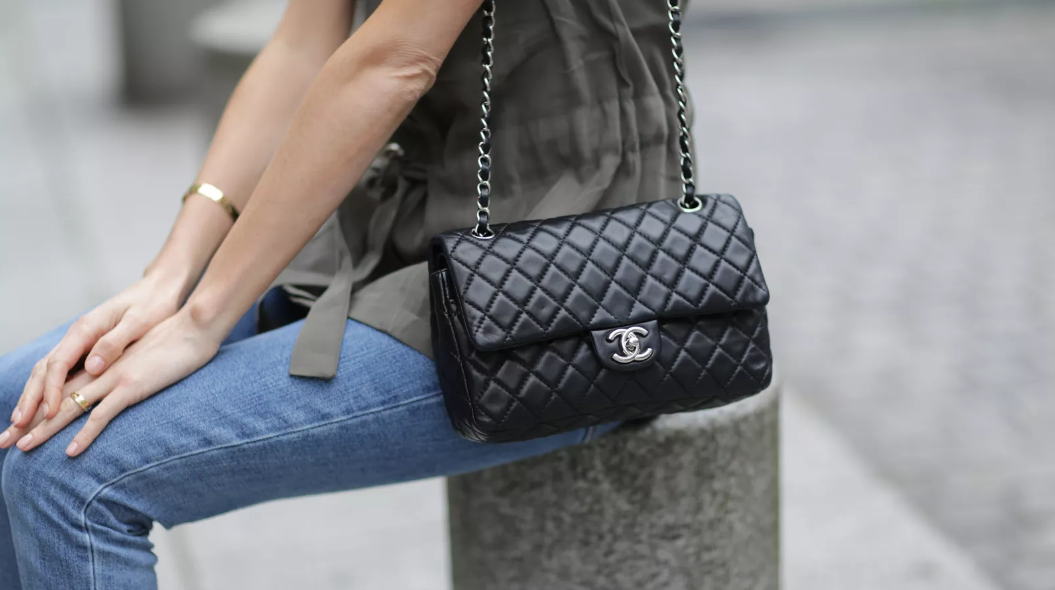 วิธีดู Chanel ของแท้ สอนนับ holo ฉบับอัพเดต