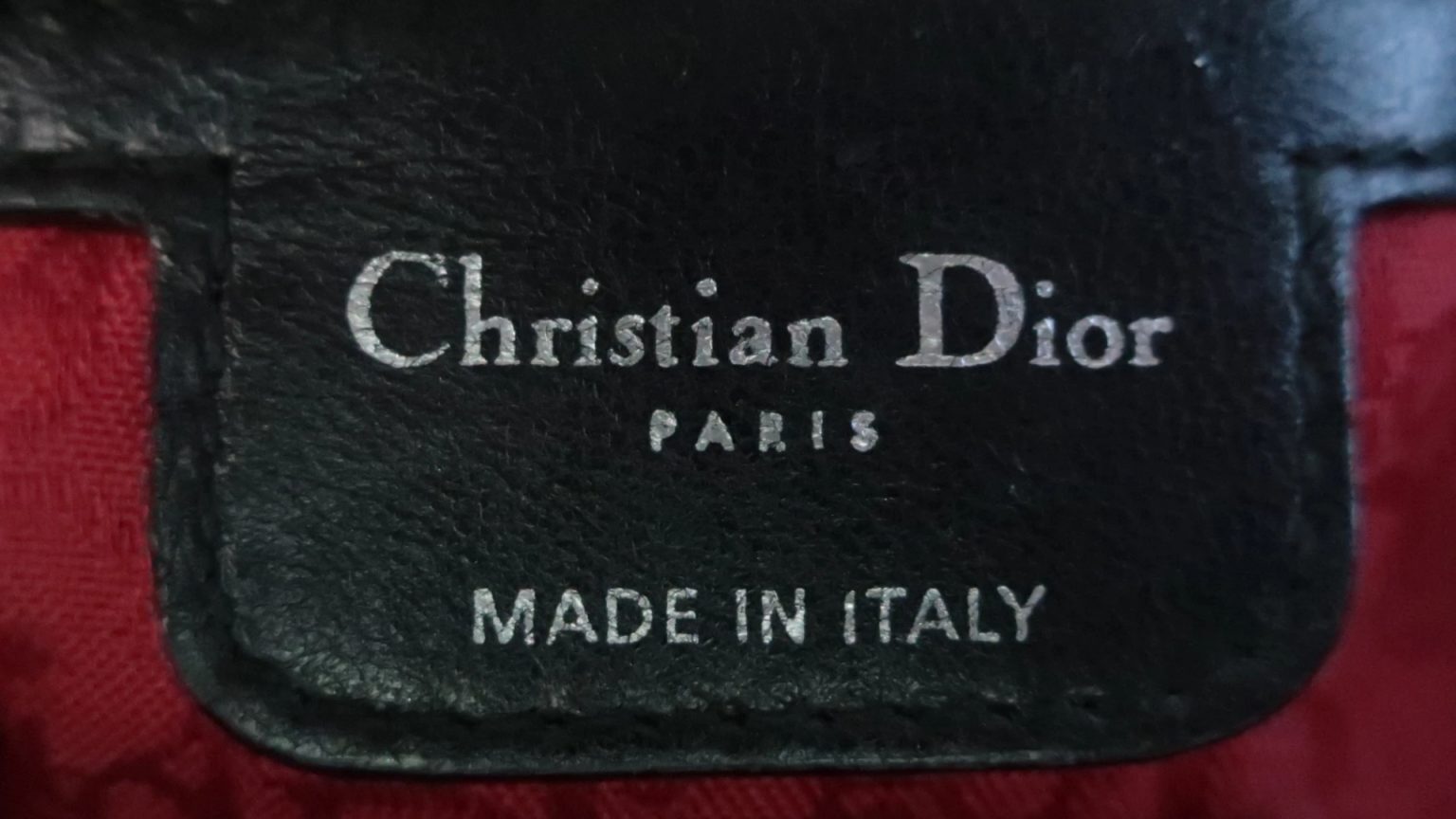 แนะนำเคล็ดลับ วิธีการอ่าน Date Code Dior - KATE💋 STYLE